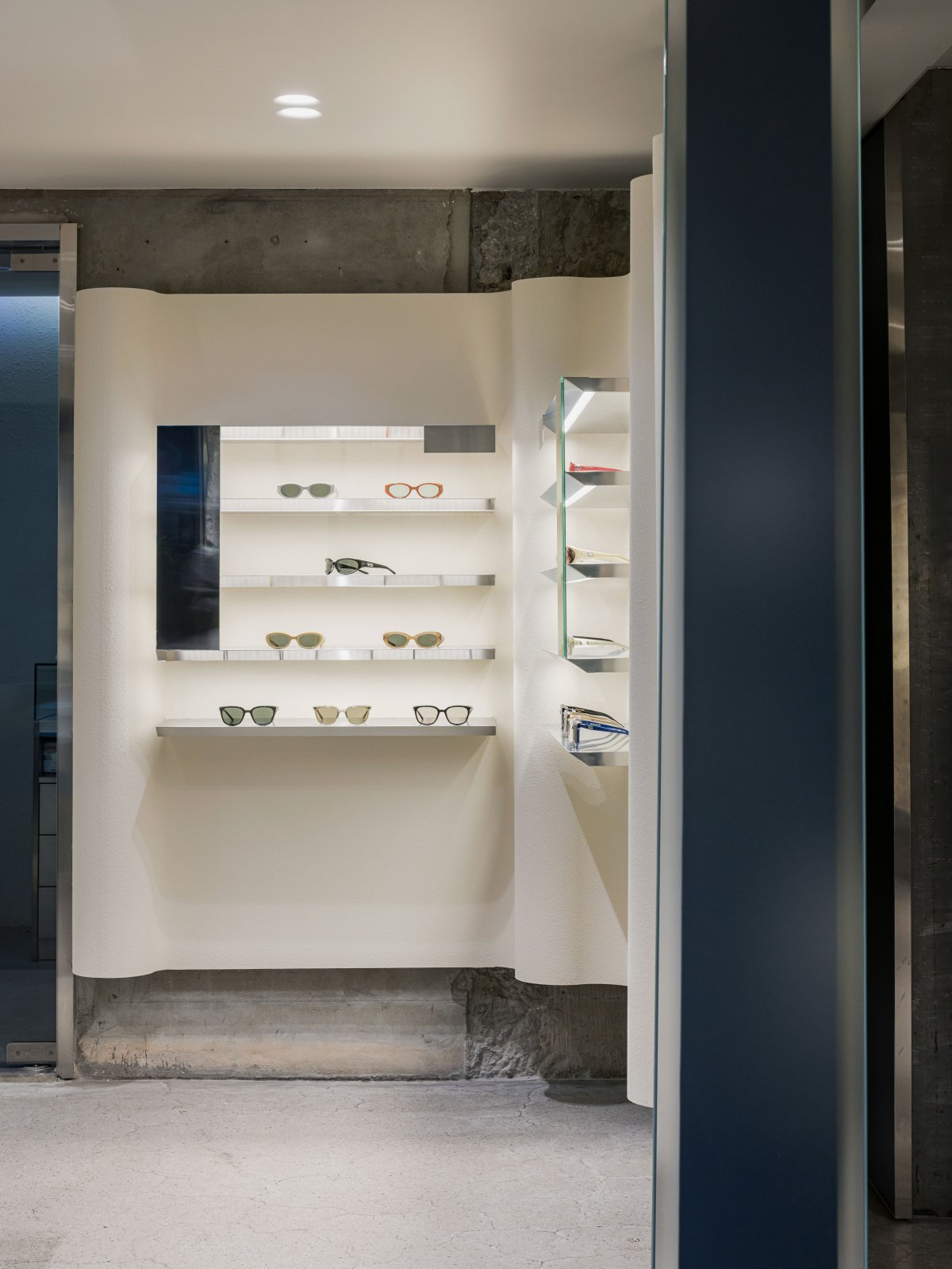 YINJISPACE - RVMN x Reworks120 Eyewear Shop